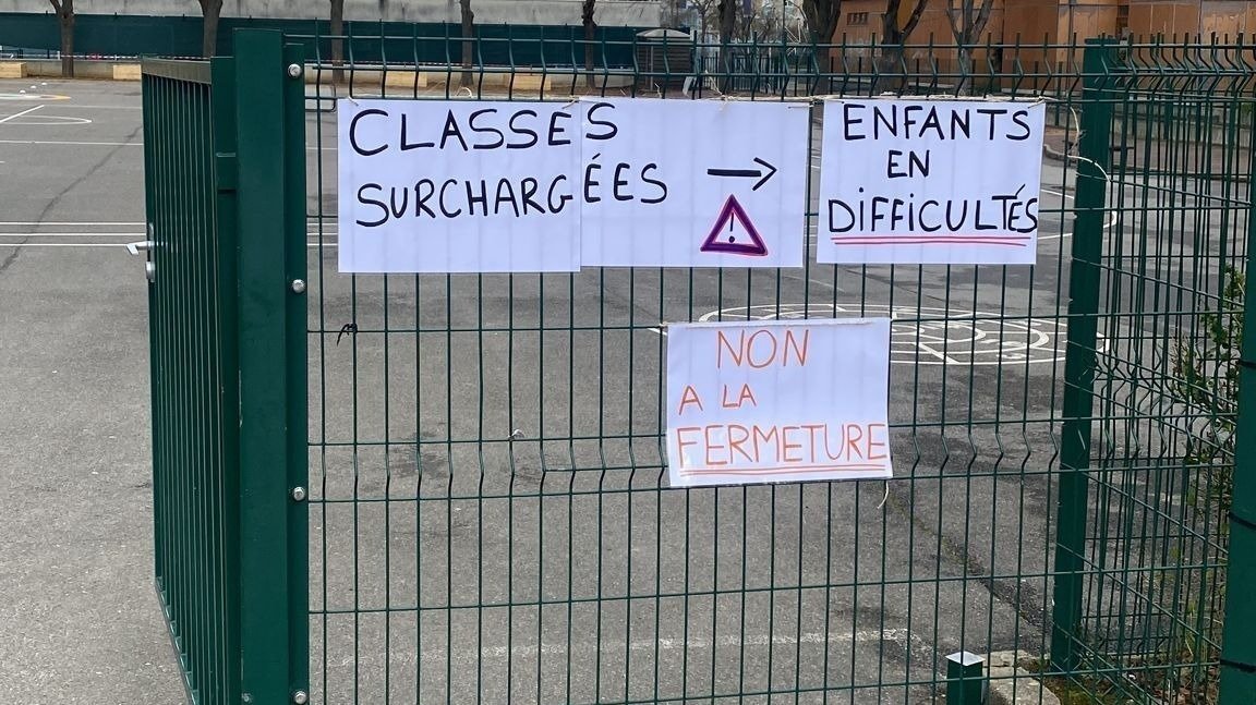 Pétition · Non à la fermeture d'une classe à l'école Romain Rolland B d ...