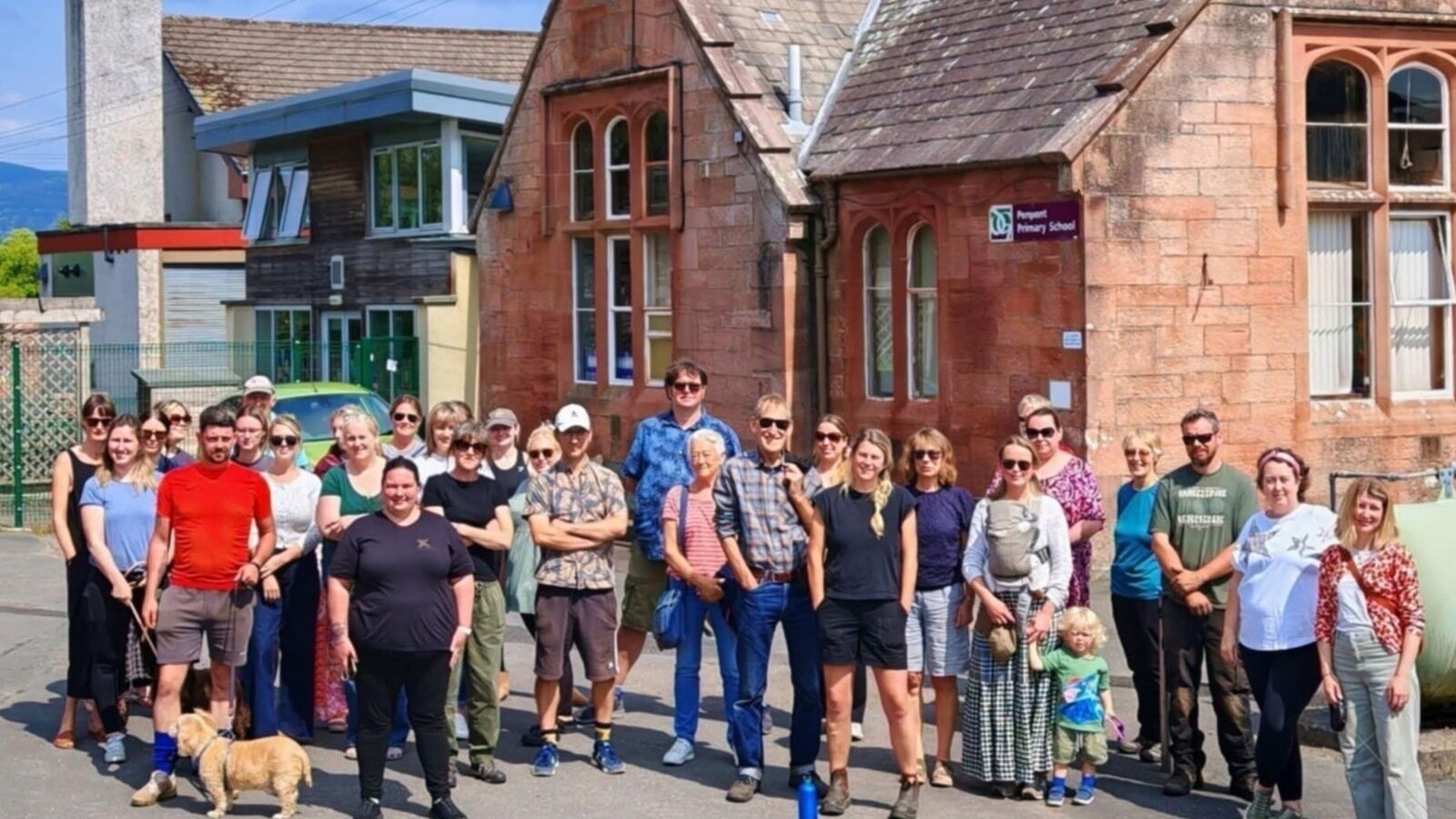 Petition · Stop the reduction of teachers and classes in Penpont ...