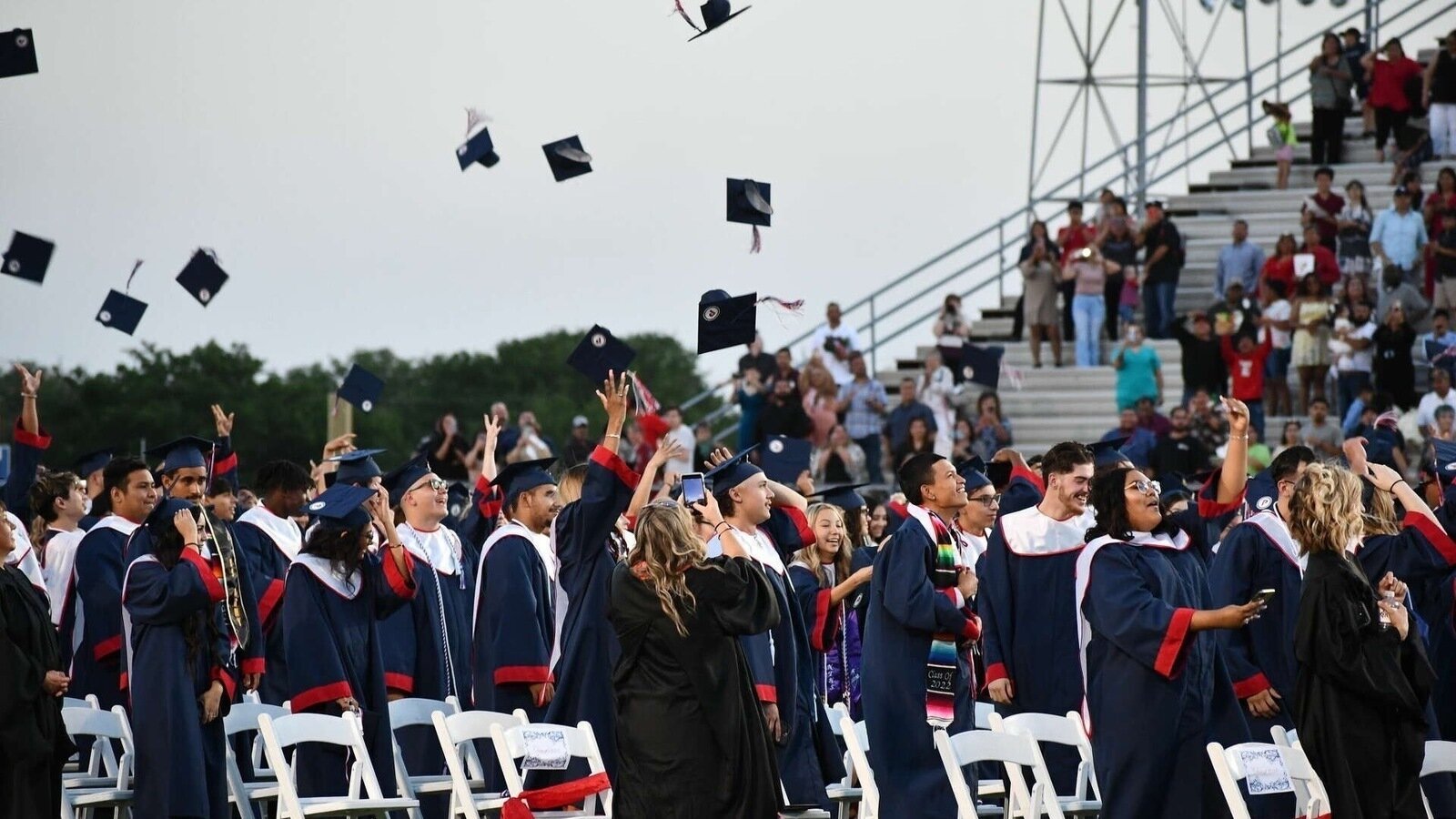 Petition · Allow Seniors in Plainview, TX to Decorate Graduation Caps ...