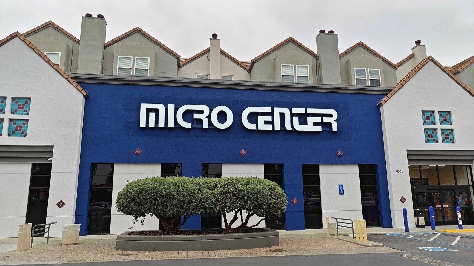Petition · Bring a Micro Center store to Tampa, Florida - Tampa, United ...