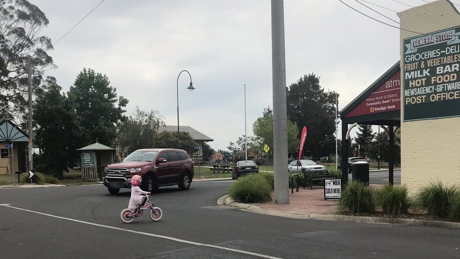 Petition · Yinnar needs a crossing!! Protect our children!! - Australia ...