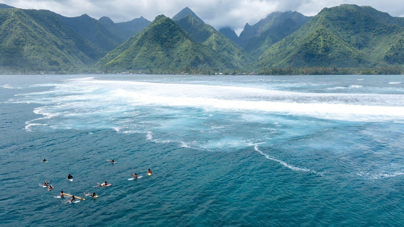 Pétition · FAATURA IA TEAHUPO'O (DON'T GIVE MONEY, JUST SIGN ...