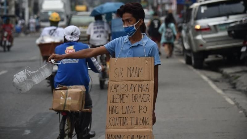 Petition · Effective Response of the Philippine Government in COVID-19 ...