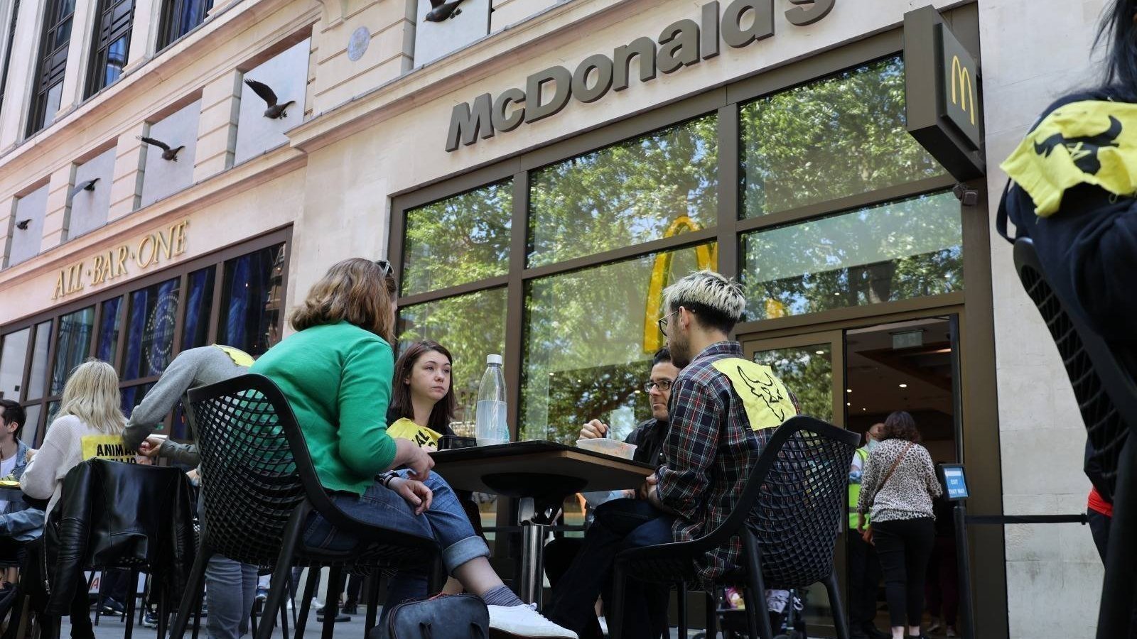 Petition update · McSit-Ins, Talks More Action and 8000 signatures ...