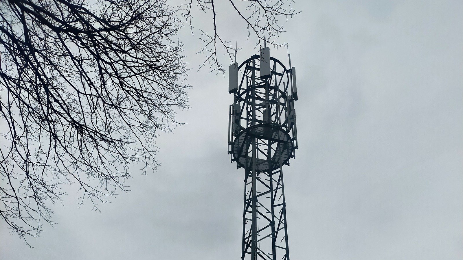 Petition · No 5G Mast at Tothill Park 3rd meeting - United Kingdom ...