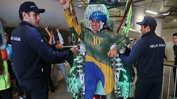 Abaixo-assinado · Dê destaque na cerimônia de encerramento da Copa à ...