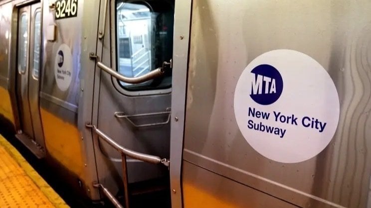 Petition · Fare compensation for MTA Delays - New York, United States ...