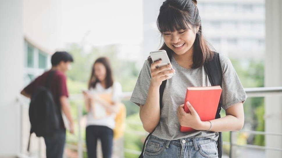 Petition · Let WLMS Students Use Phones Before and After School ...