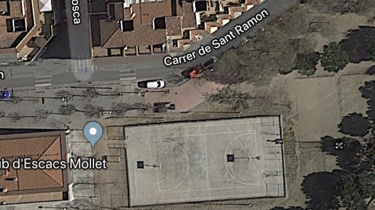 Petición · Arreglar superficie cancha baloncesto ubicada en estación ...