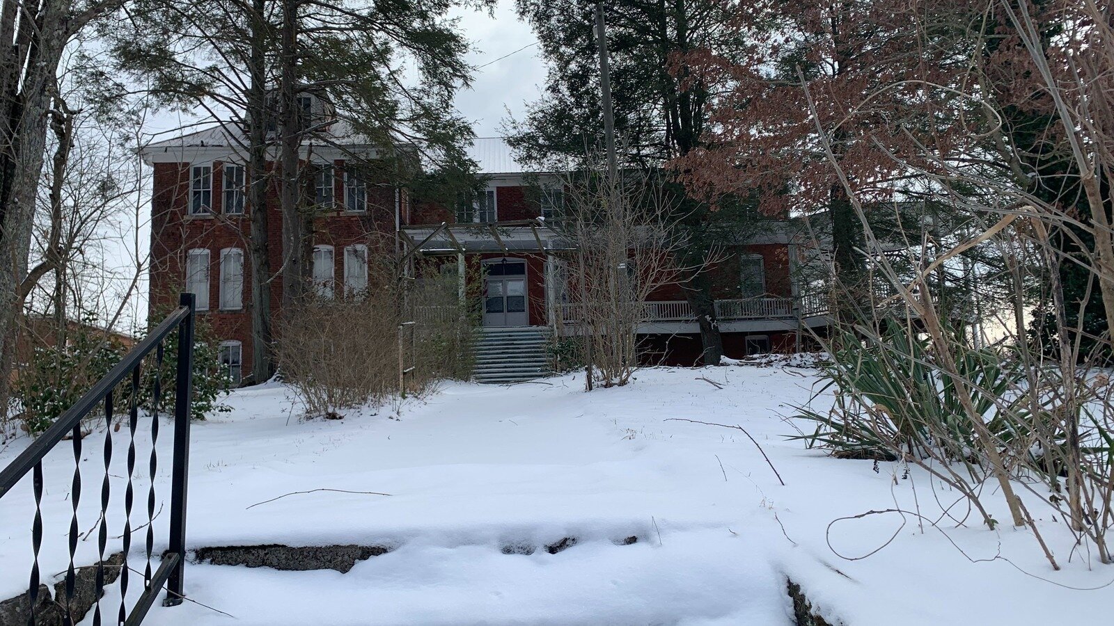 Petition · Supporting the Preservation of the Altamont - United States ...