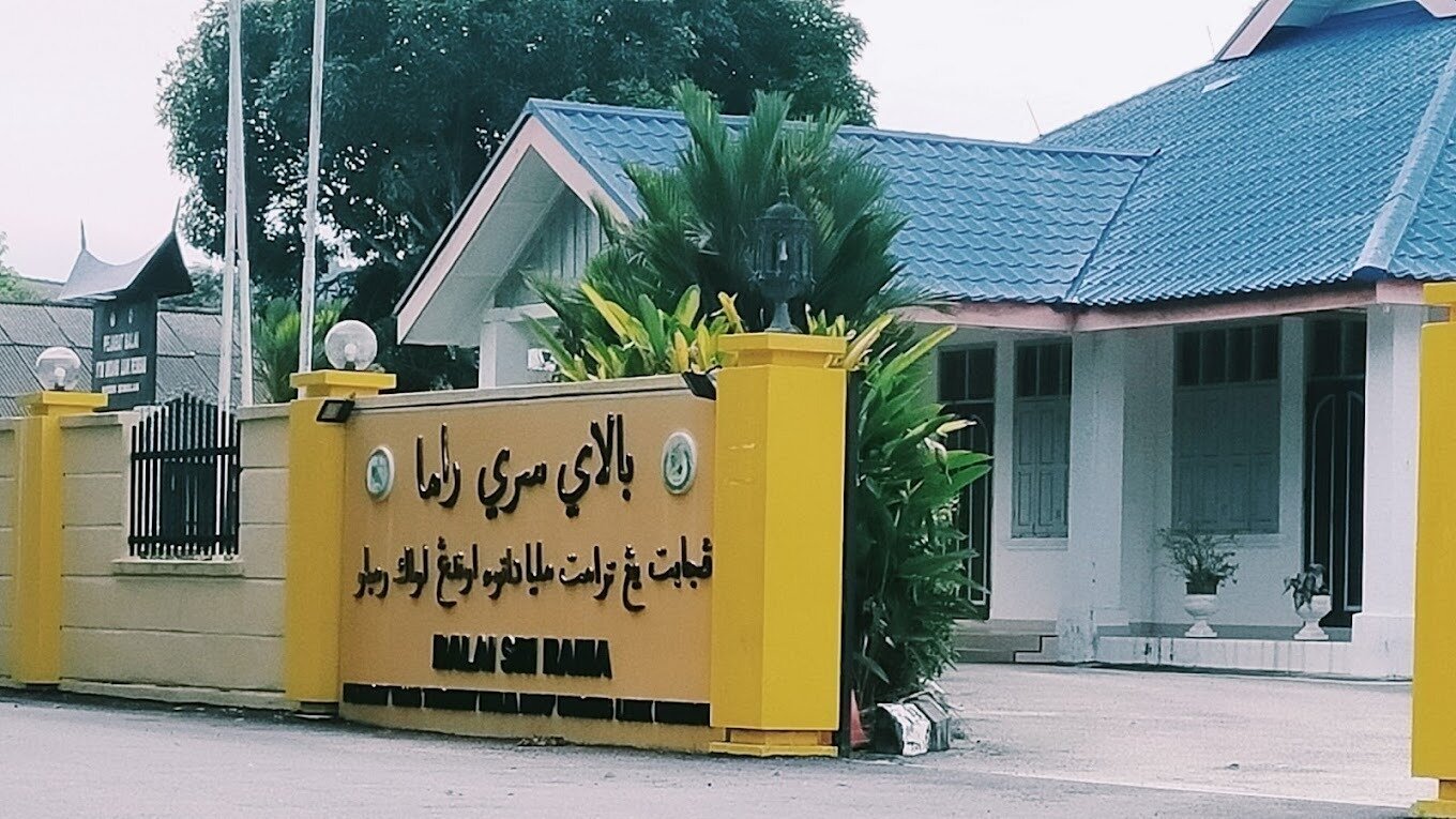 Petition · Penangguhan Pemasyhuran Calon Undang Luak Rembau dari ...