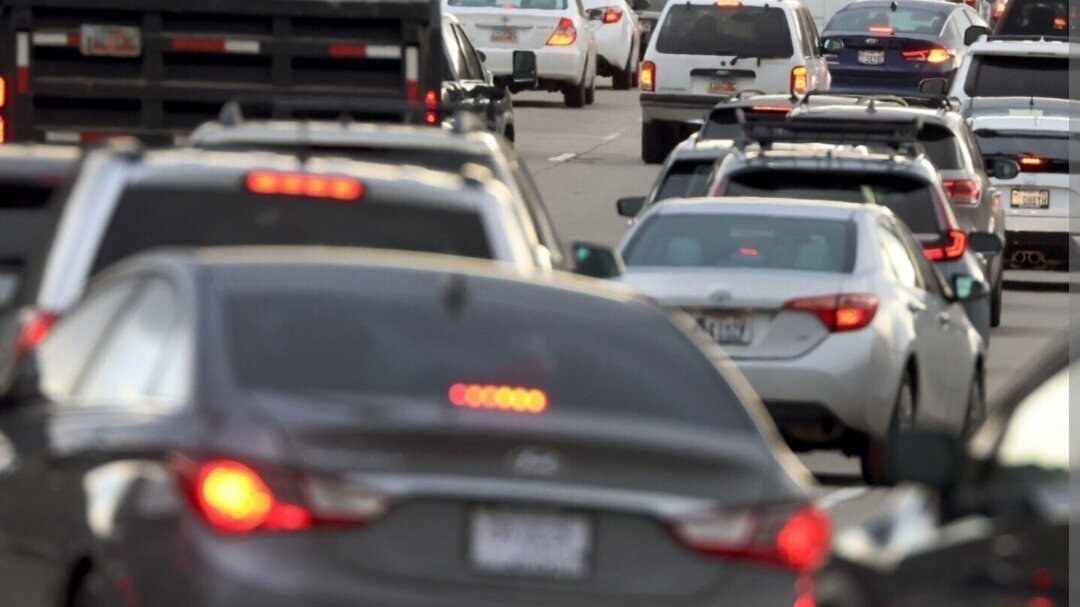 Petition · Improve Traffic Flow by Adjusting Timing of Traffic Lights ...