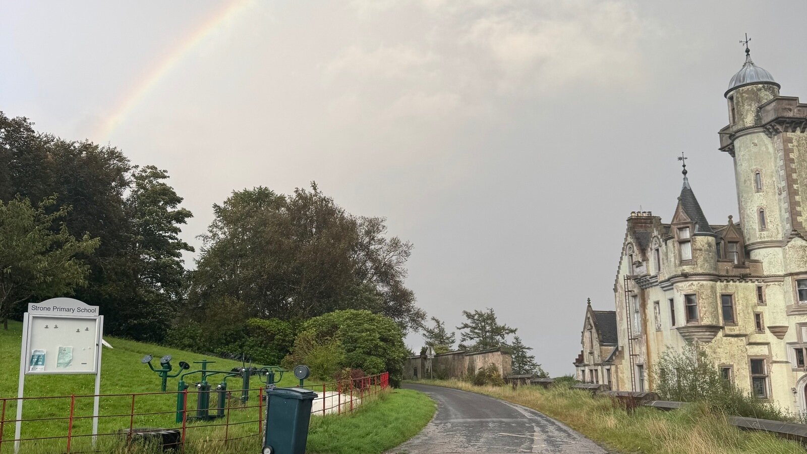 Petition · Open fenced off road at Dunselma castle - Strone, United ...