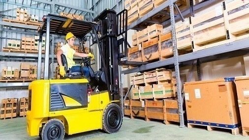 Topic · Forklift drivers · Change.org