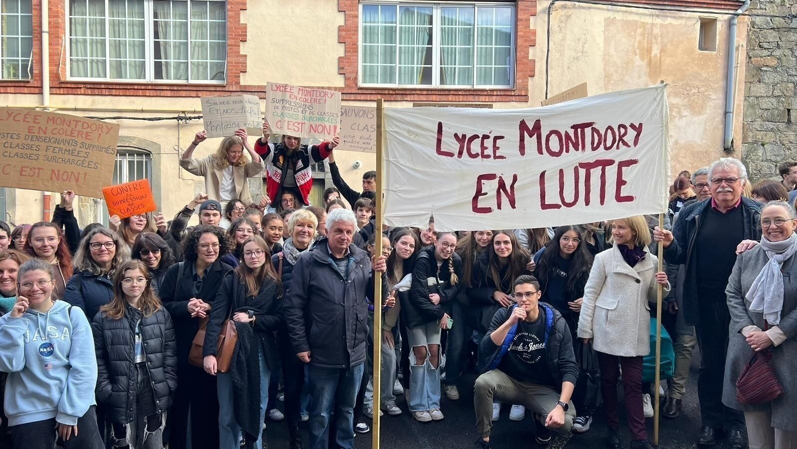 Pétition · Lycée Montdory en LUTTE - France · Change.org