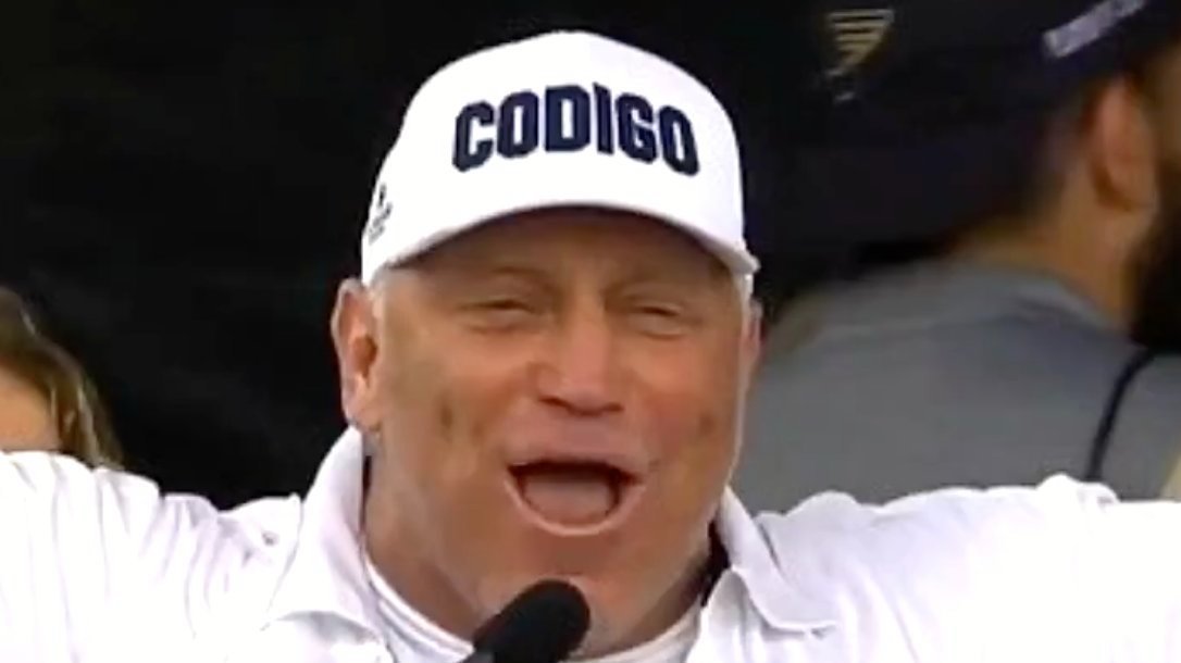 Petition · Replace Fallen Christopher Columbus Statue with Brett Hull ...