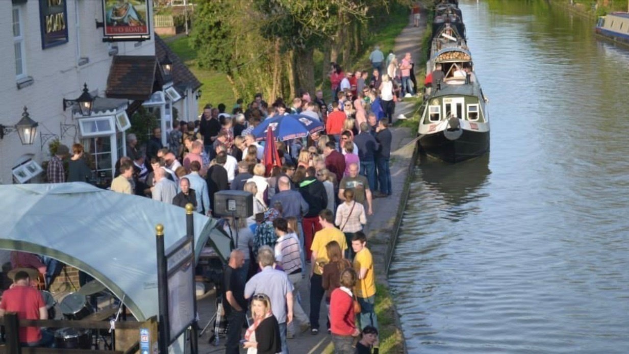 Petition · The Two Boats - Canal Side Seating - United Kingdom · Change.org