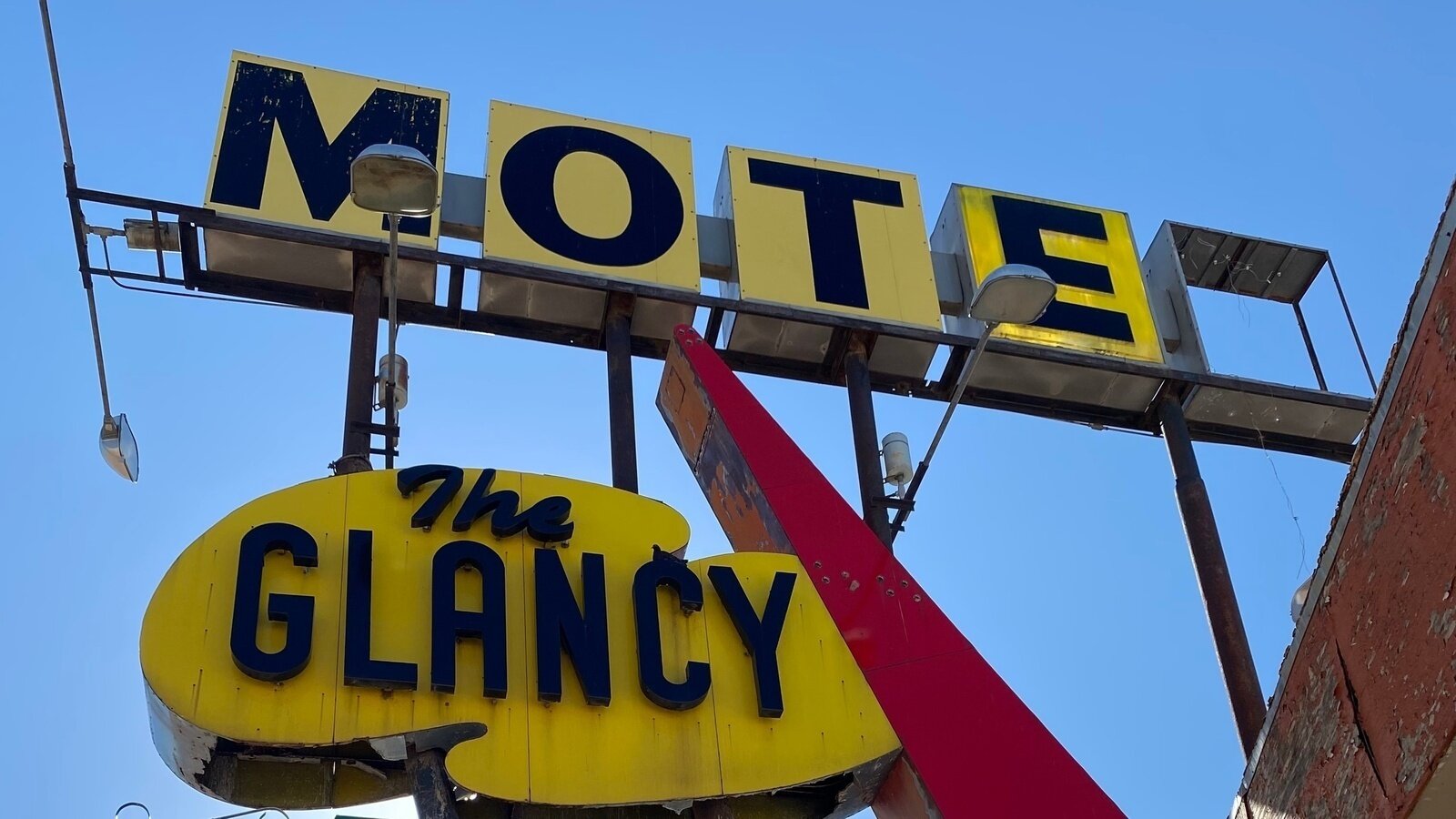 Petition · Save the historic Glancy Motor Hotel on Route 66 in Clinton ...