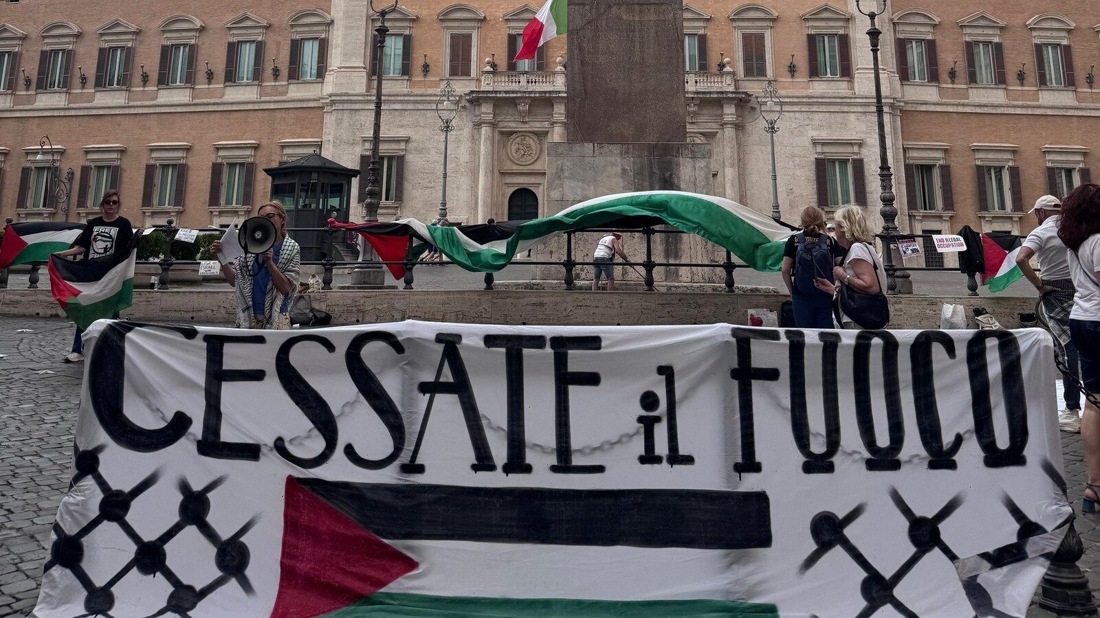 Petizione · Per il diritto dovere di solidarietà. Lettera aperta al ...