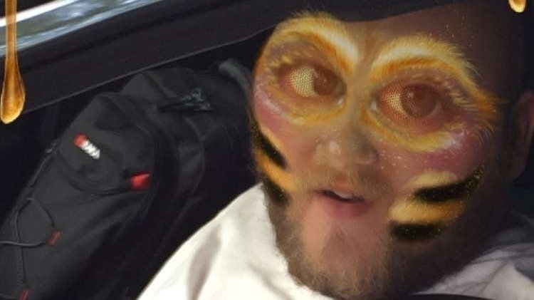 Petition · Bring back the Snapchat bee filter for Andrew - United ...