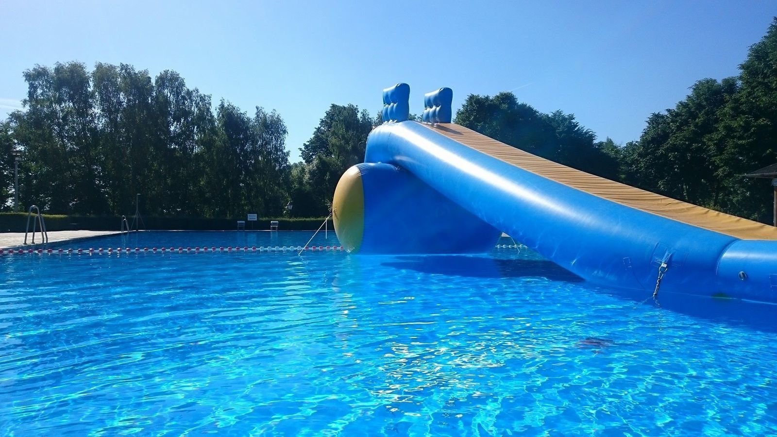 Petition · Erhaltung und Sanierung des Freibades Beelitz - Deutschland ...