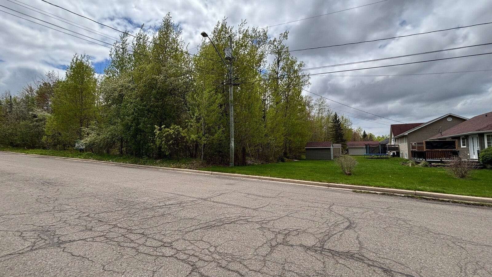 Petition · Stop Rezoning for 12-Unit Row Home at 145 East St, Moncton ...