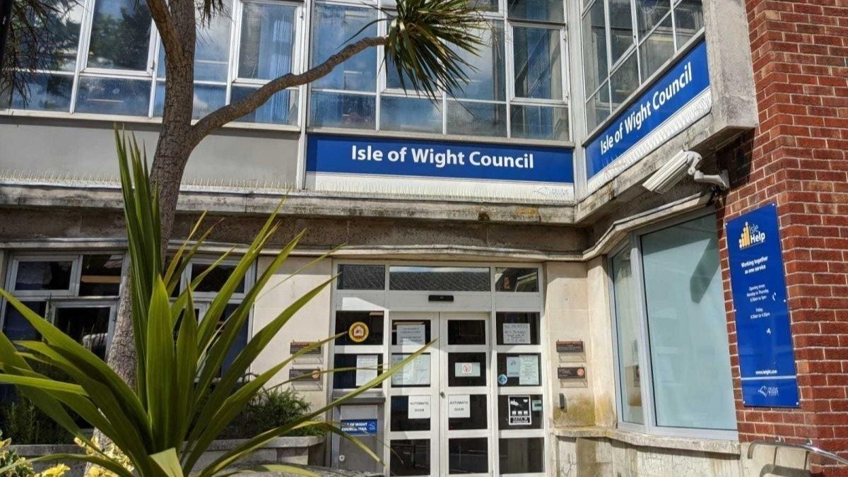 Petition · Give IOW residents the same discounts as council staff get ...