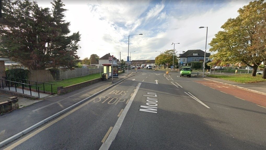 Petition · Request that TFL -RBK Highways remove the Moor Lane ...