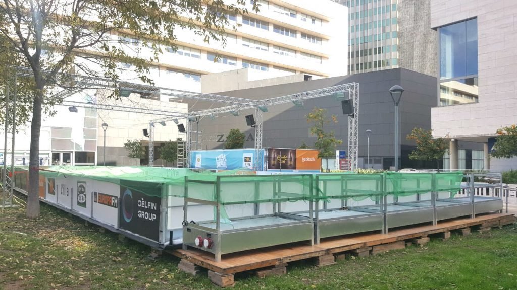 Petición · ¡Cancelen la pista de hielo 2020-21 en CC Illa Diagonal de ...