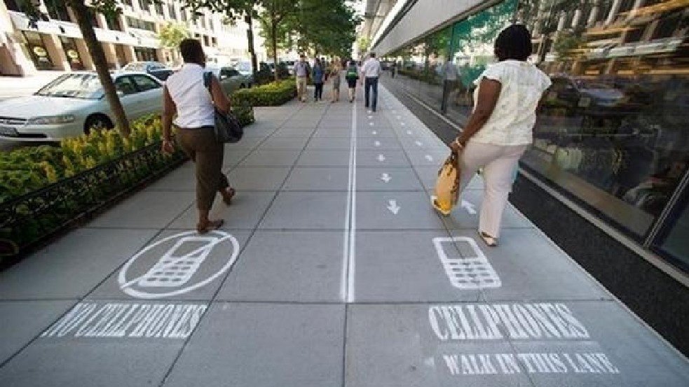 Petition · Speed-based walking lanes in the hallway - United States ...