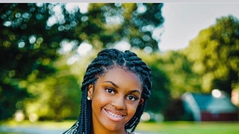 Carly Laing's Instagram, Twitter & Facebook on IDCrawl