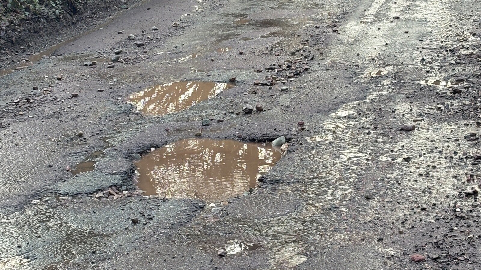 Petition · Fix the dangerous road: Resurface Lisgoold to Leamlara now ...