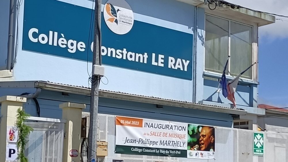 Pétition · NON A LA SUPPRESSION D UNE CLASSE DE 3 EME AU COLLEGE ...