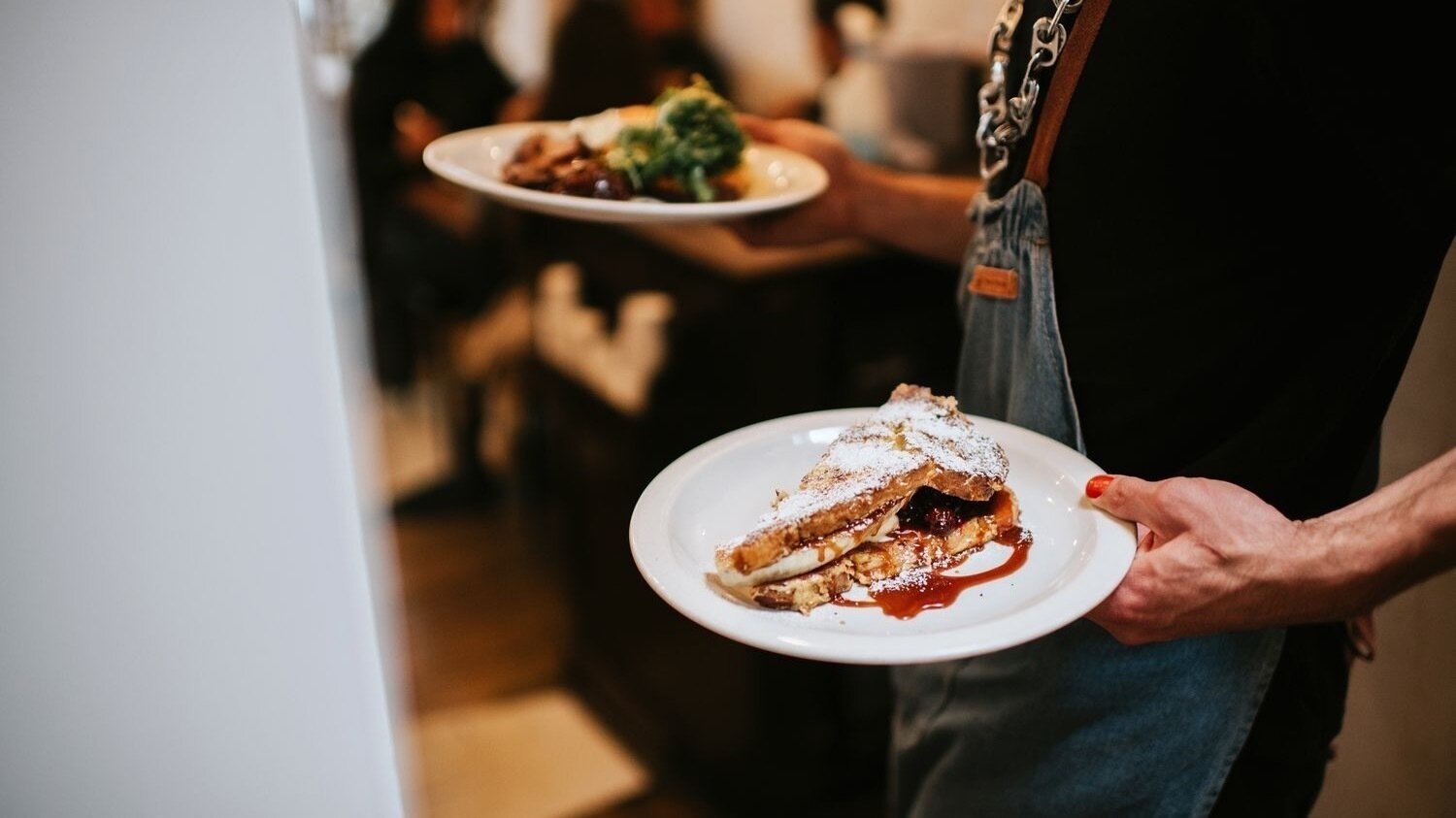 Petition · Raise Indiana Servers Minimum Wage - United States · Change.org