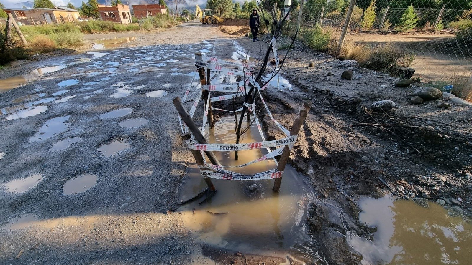 Petición · Pedido de asfalto calle de ingreso a los barrios Pilar I, II ...