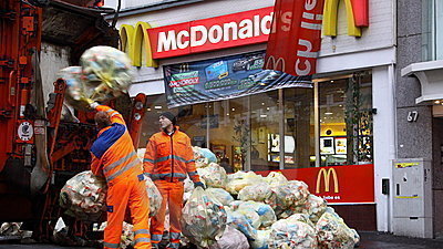 Petition · Tell MCDONALD'S to RECYCLE - United States · Change.org