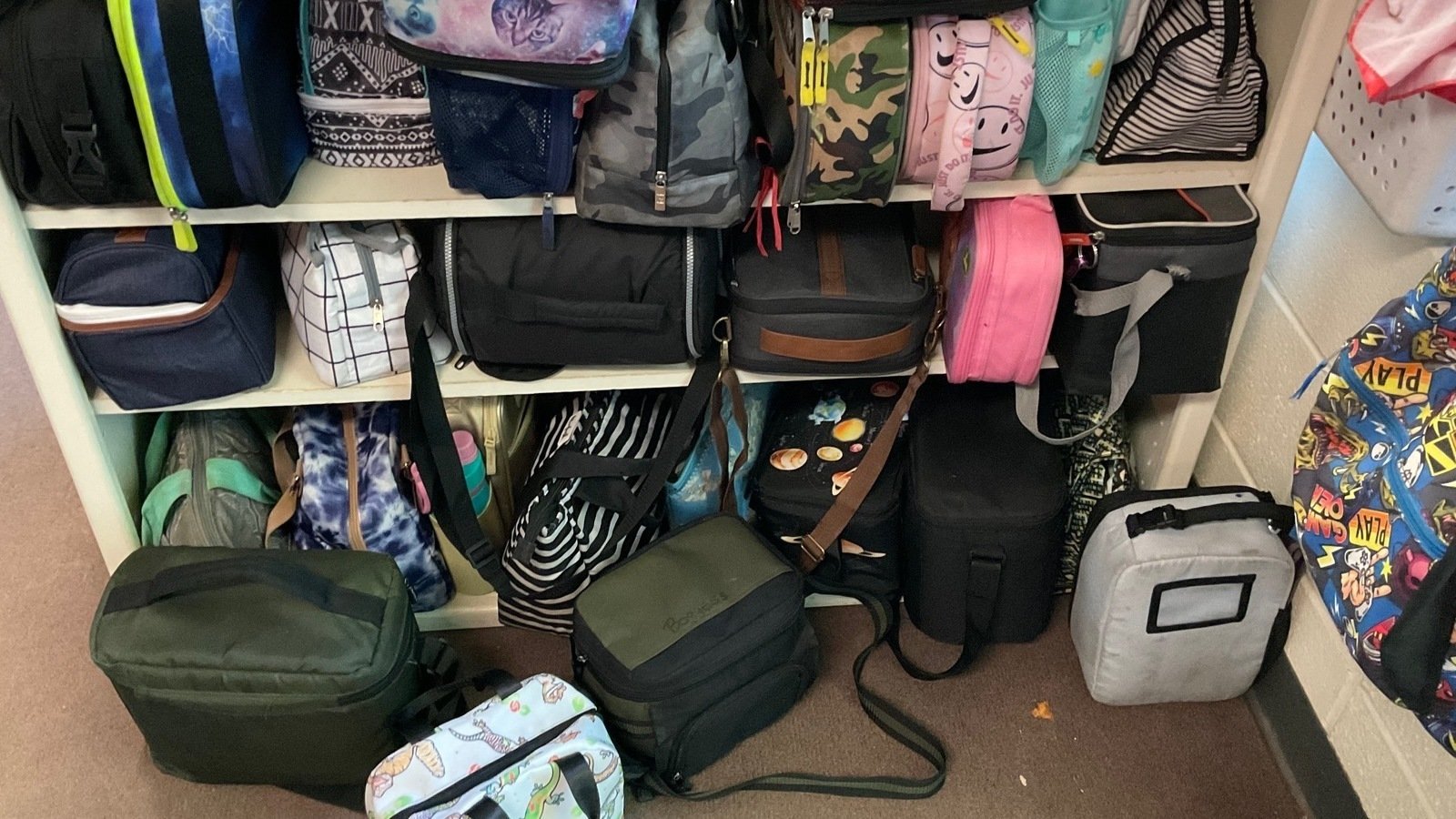 Petition · Stop being lazy put your lunch box on the shelf the right ...