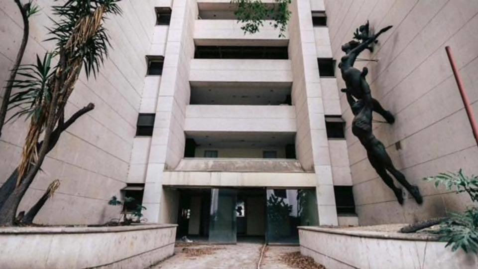 Petición · Evitar demolición del Edificio Mónaco - España · Change.org