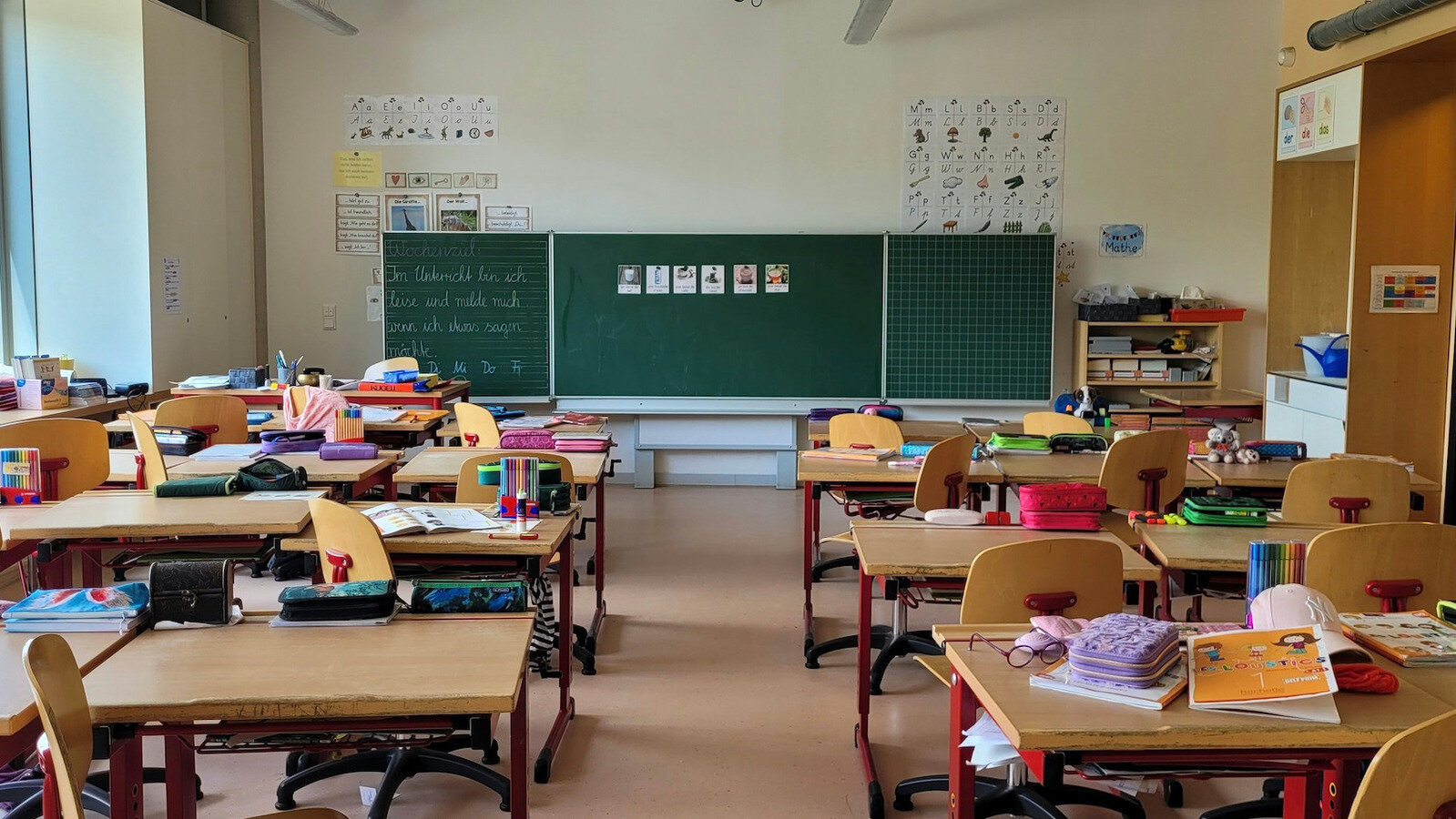 Petition · Remove Dan Davis as Principal from Meadowdale Elementary ...