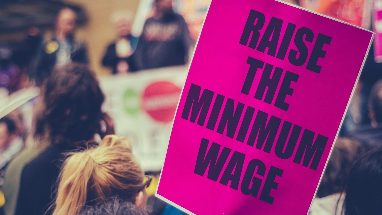 Petition · Raise the minimum wage for tipped workers to $9 . 50 ...