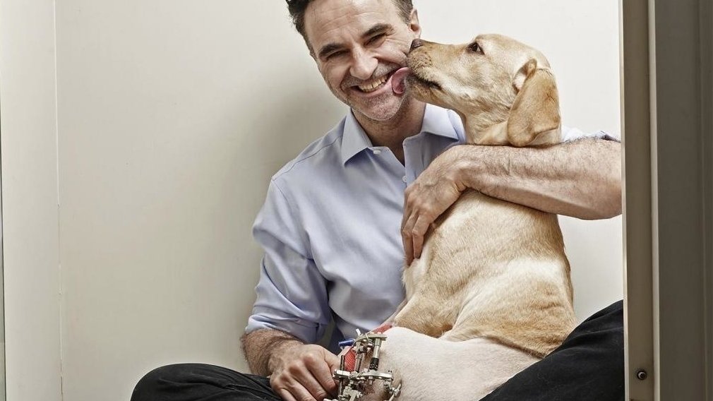 Petition · Honour Noel Fitzpatrick ("Supervet"), for his pioneering ...
