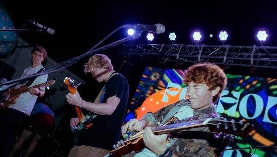 Petition · Pothole Paradise to perform at Proud Larry’s - Oxford ...