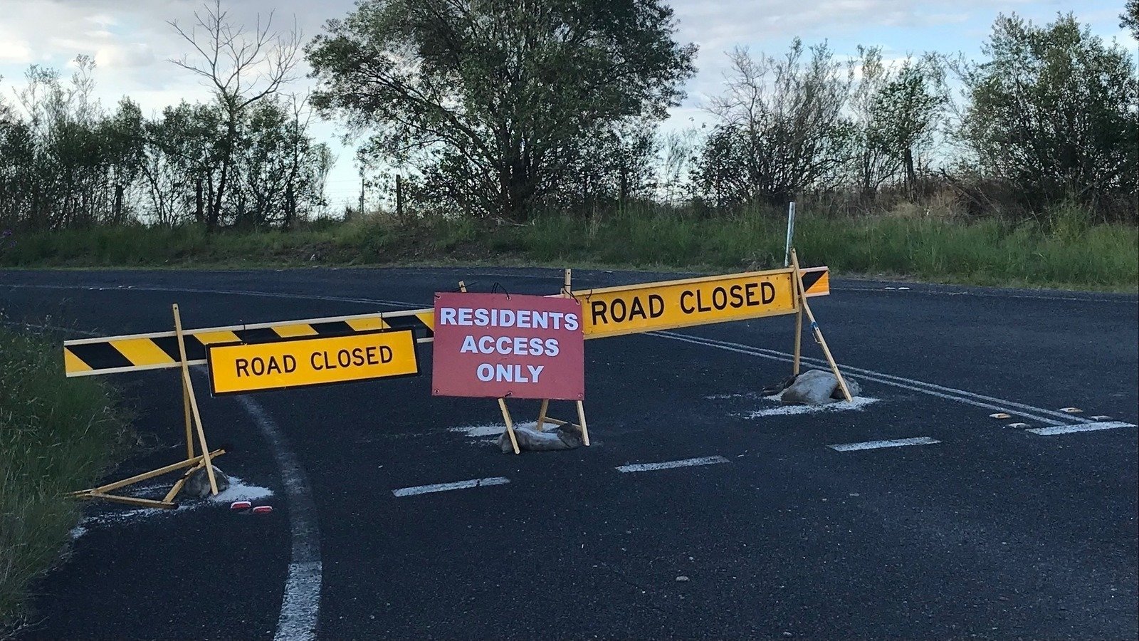 Petition · Re-open Old Razorback Rd to 2 way traffic · Change.org