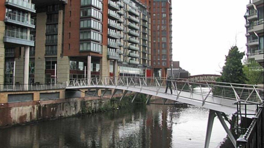 Petition · Reopen Spinningfields Footbridge - Manchester, United ...