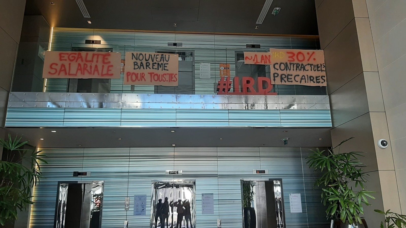 Pétition · Egalité salariale pour tous . tes les agent . es contractuel ...