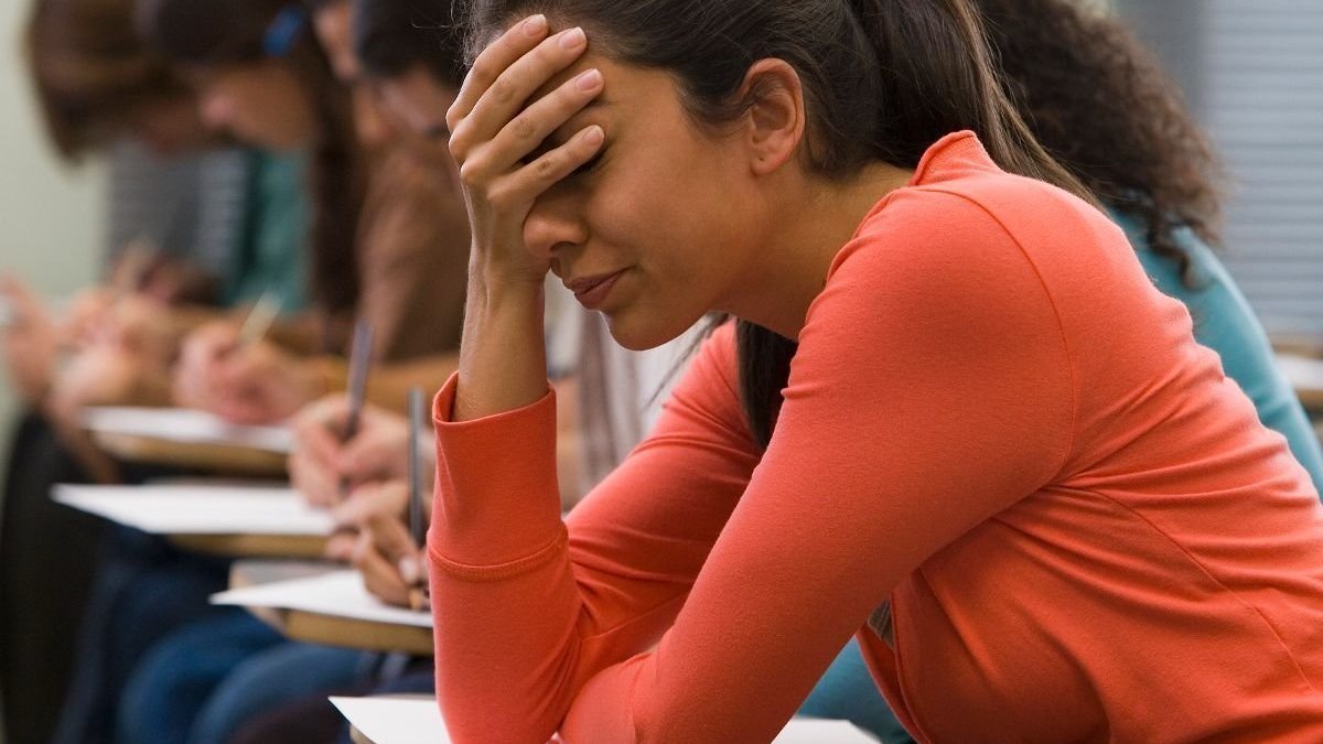 Petition · Unvaccinated UNAM students should get in the Hostel on time ...