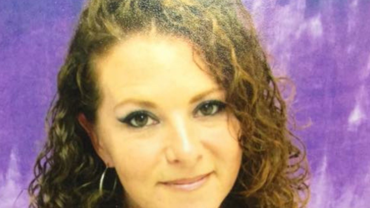 Petition · Let's help 2 Beautiful women to their freedom!!! Kelly Dara ...
