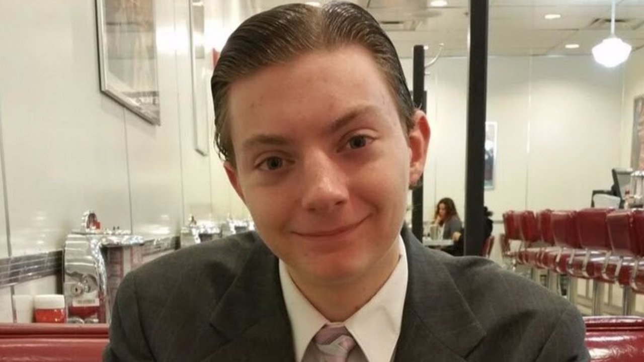 Petition · make gunner cosplay reviewbrah - United States · Change.org