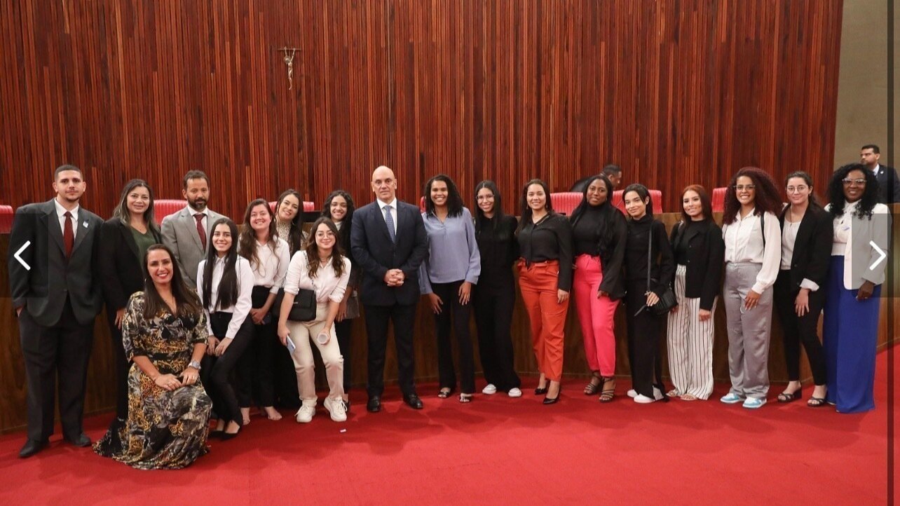 Abaixo-assinado · Manutenção do Professor Raphael Maia - Brasil ...
