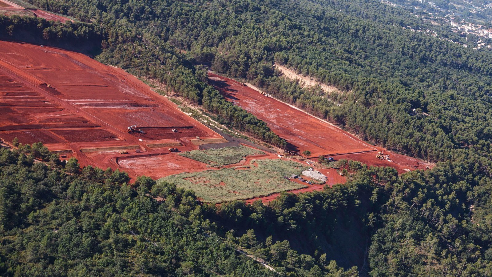 Pétition · Demandons la fin de la catastrophe environnementale des ...